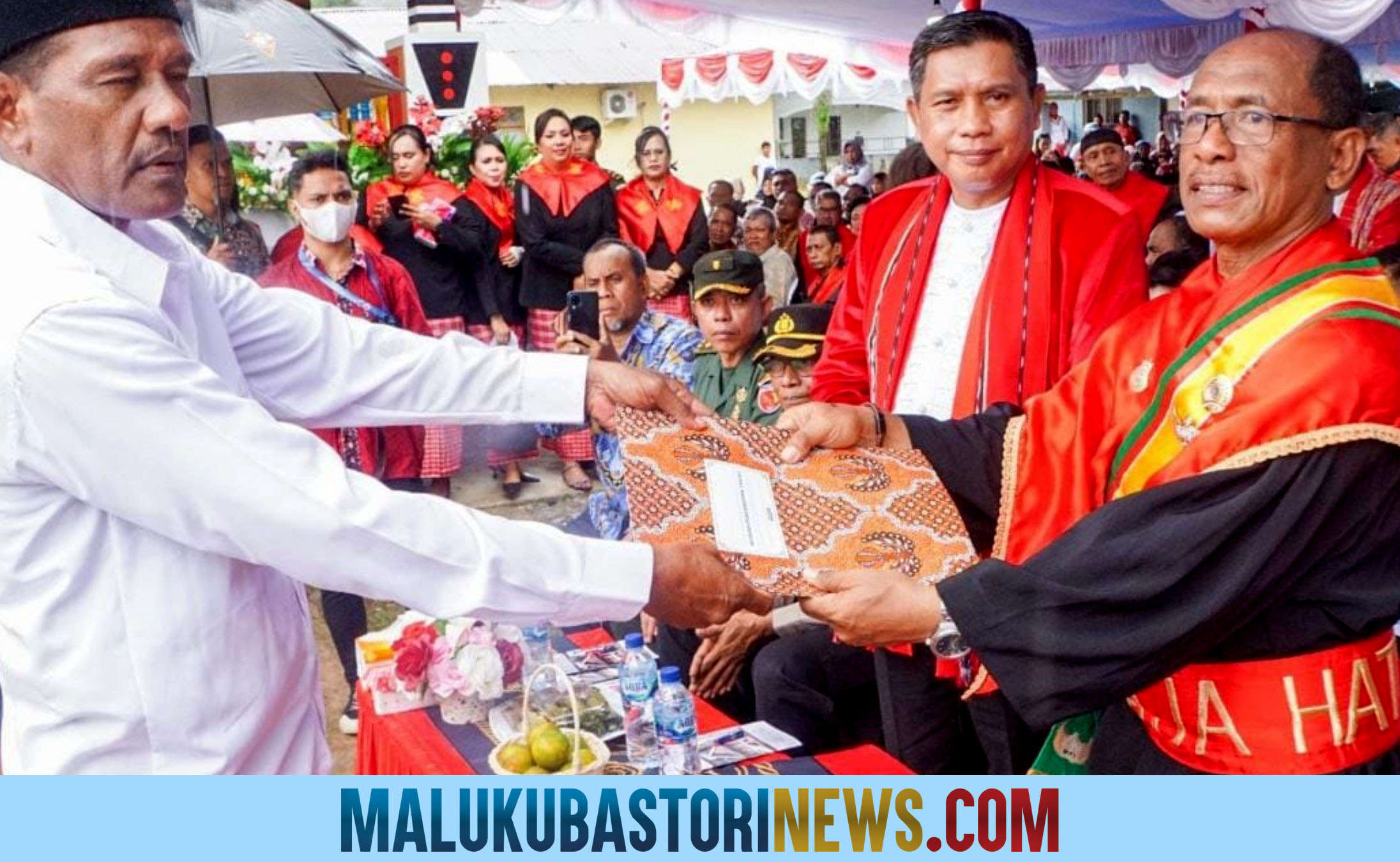 Wattimena : Negeri Adat Ambon Sampai Saat Ini Belum Diakui Pempus - MALUKUBASTORINEWS